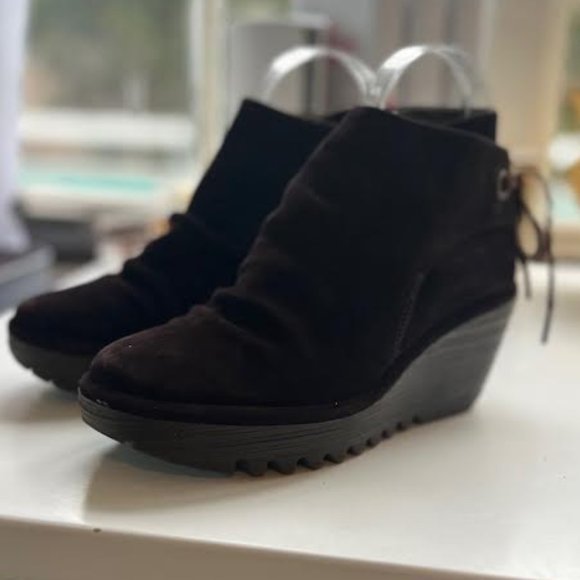 Fly London | Shoes | Fly London Brown Suede Yebi Boots Size 37657 ...